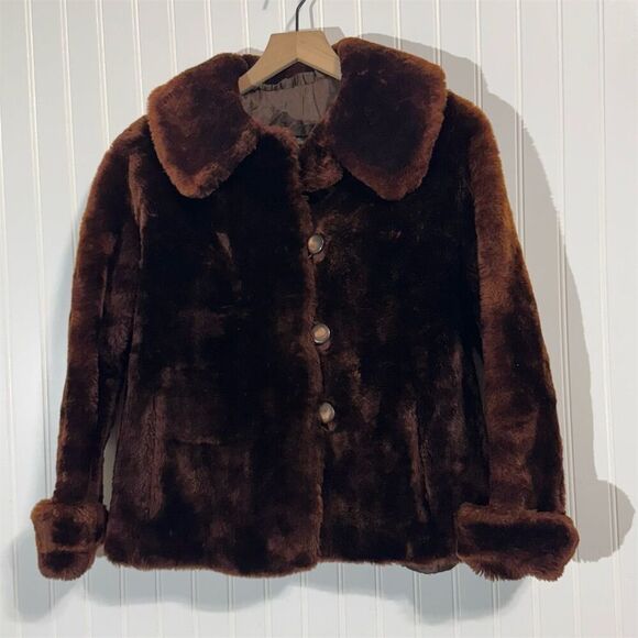 C.R. Cook Fine Furs | Jackets & Coats | Vintage Cr Cook Fine Furs Brown ...